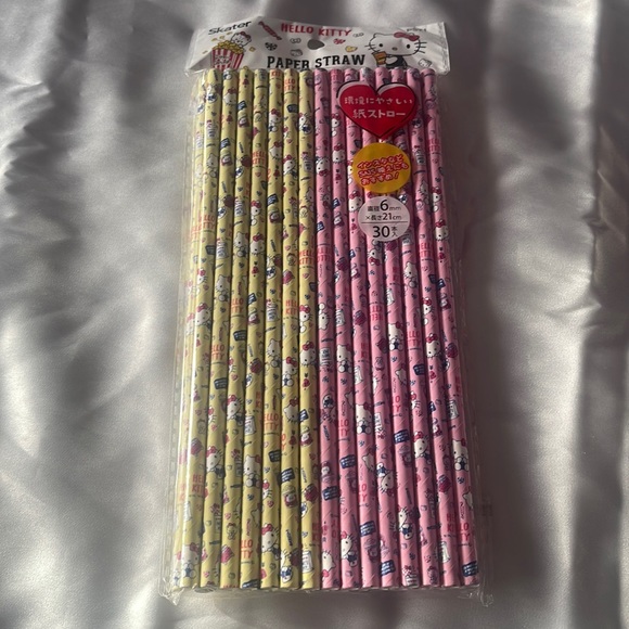 Sanrio | Dining | Hello Kitty Paper Straws | Poshmark